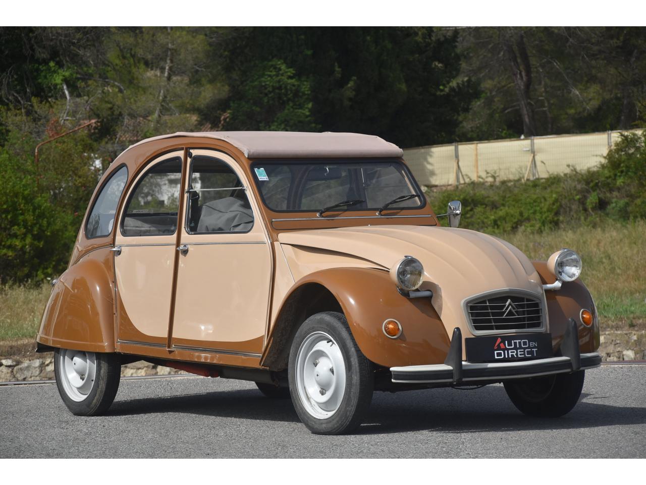 AUTO EN DIRECT CÔTE D AZUR - CITROEN-2CV- BERLINE
