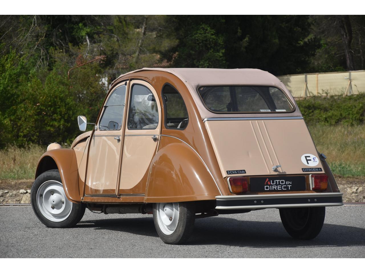 AUTO EN DIRECT CÔTE D AZUR - CITROEN-2CV- BERLINE