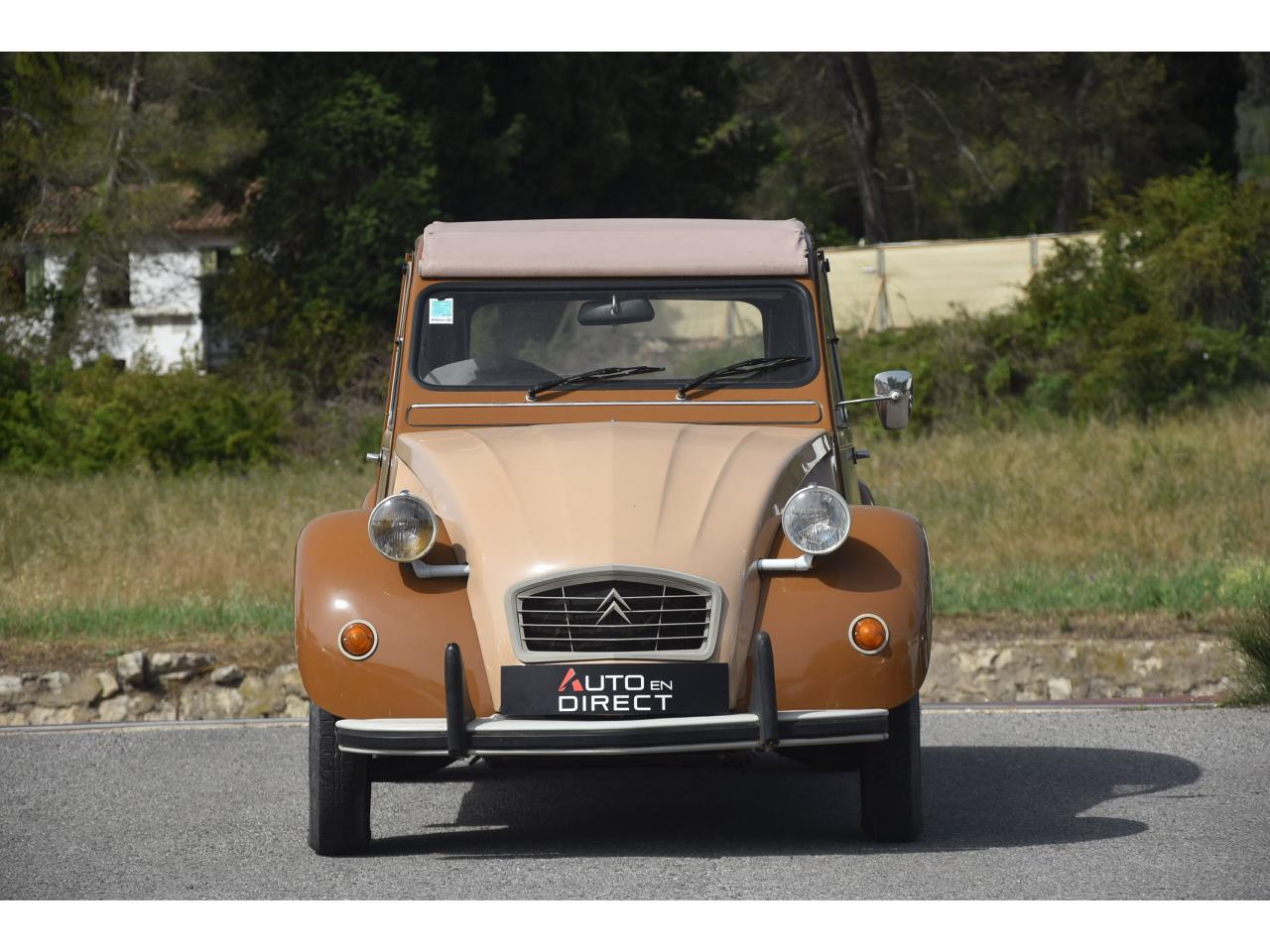 AUTO EN DIRECT CÔTE D AZUR - CITROEN-2CV- BERLINE
