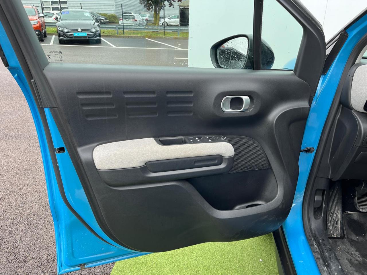 PURE AUTOMOBILES - CITROEN-C3 AIRCROSS-1.2 PURETECH 130 S&S SHINE BV6