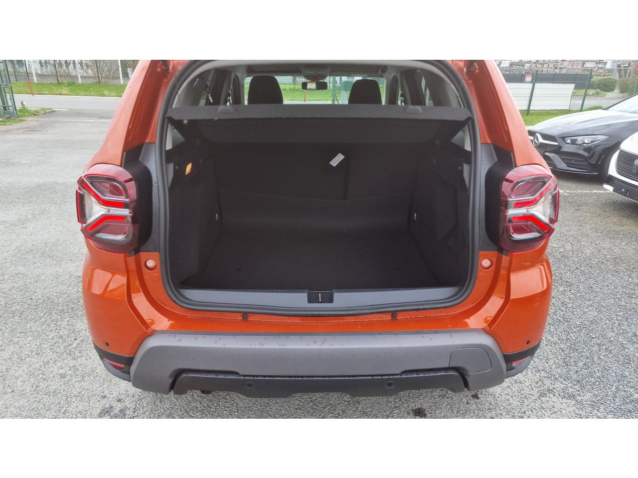 AUTO CENTER 81 - DACIA-DUSTER-1.3 TCe 130 Journey + 2023