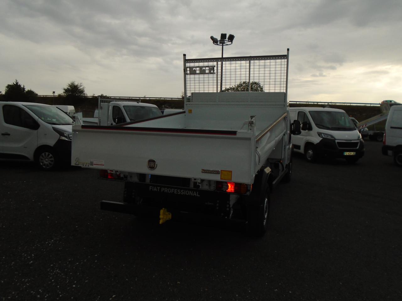 PLE AUTO NEGOCE - FIAT-DUCATO-DUCATO MOTRICITE RENFORCEE BENNE + COFFRE ...