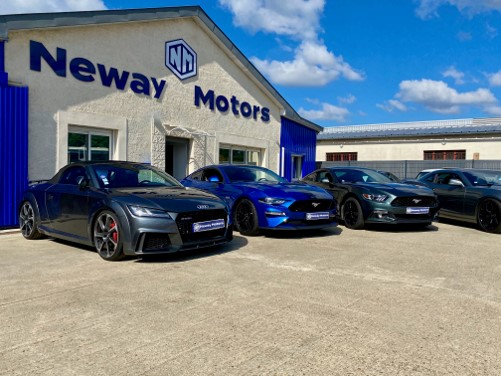 Neway Motors, propose une gamme de véhicules sportifs et de loisirs, répondant à vos besoins.