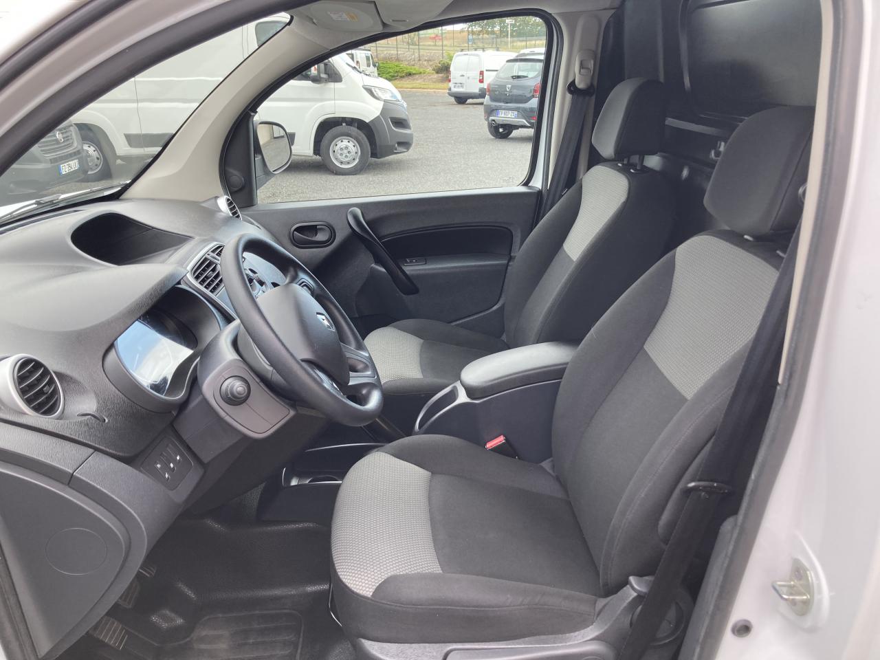 PLE AUTO NEGOCE - RENAULT-KANGOO-KANGOO DCI CTTE