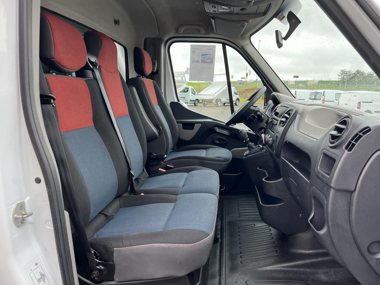 PLE AUTO NEGOCE - RENAULT-MASTER-CTTE MASTER