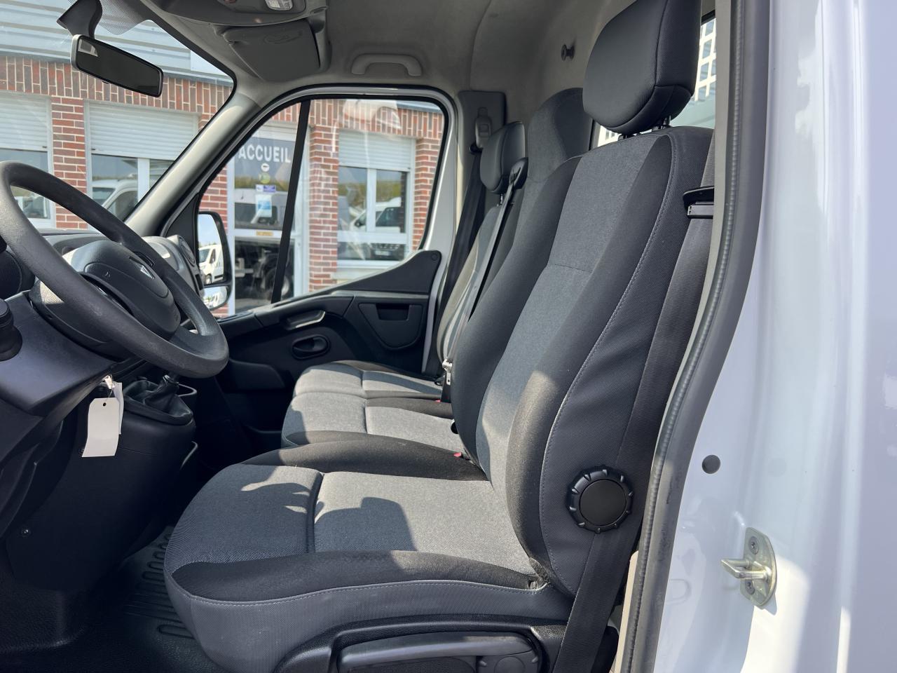 PLE AUTO NEGOCE - RENAULT-MASTER-CTTE MASTER PRO BENNE