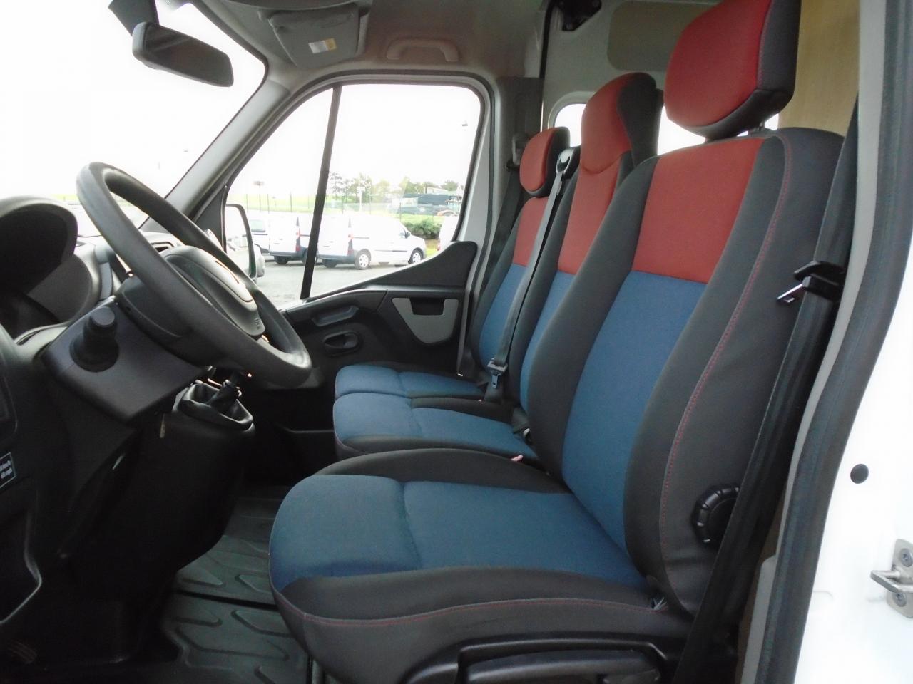 PLE AUTO NEGOCE - RENAULT-MASTER-MASTER L2H2 3T5 DCI 110 CAB ...