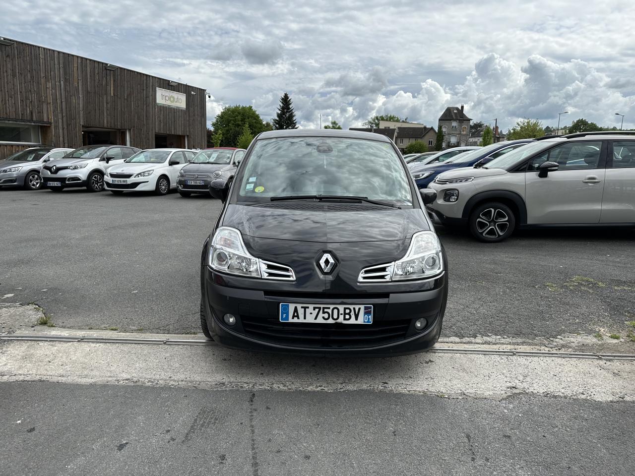 TRIPLO AUTO - RENAULT-MODUS-Grand Modus TCe - 100 Expression