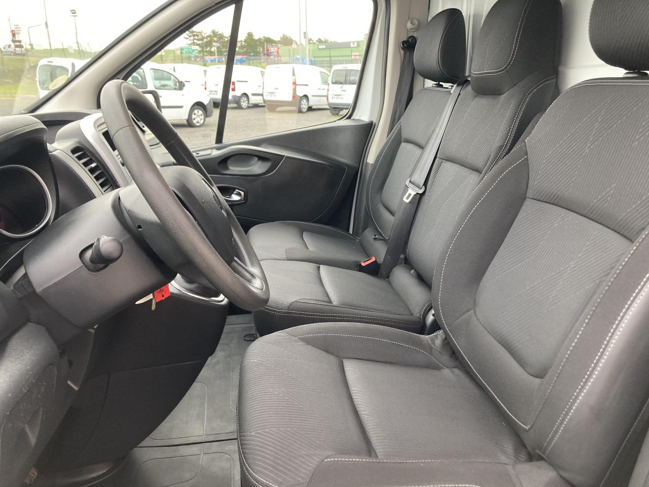 PLE AUTO NEGOCE - RENAULT-TRAFIC-CTTE TRAFIC