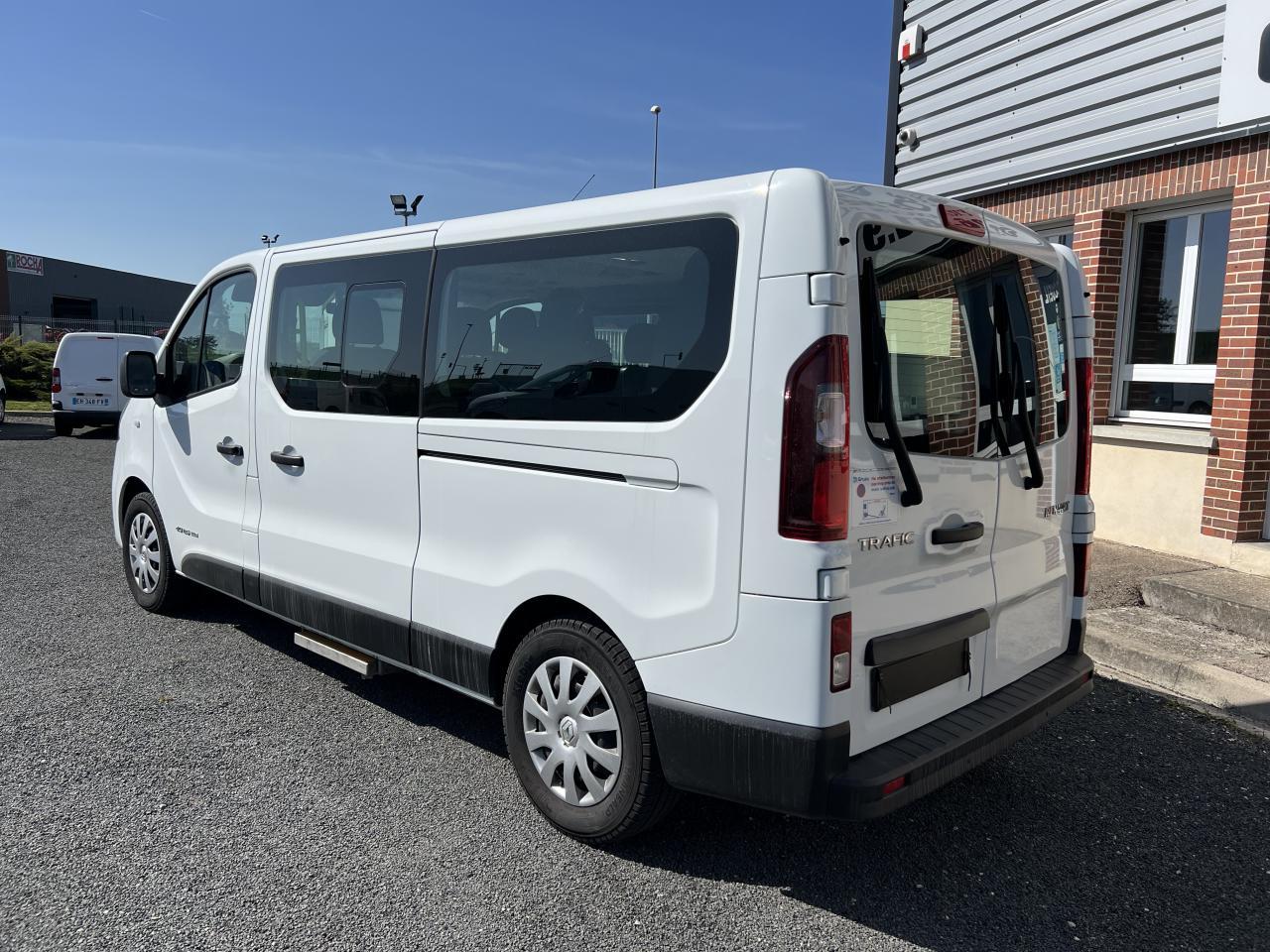 PLE AUTO NEGOCE - RENAULT-TRAFIC-TRAFIC L2H1 TPMR MINIBUS 9 PLACES 125 DCI