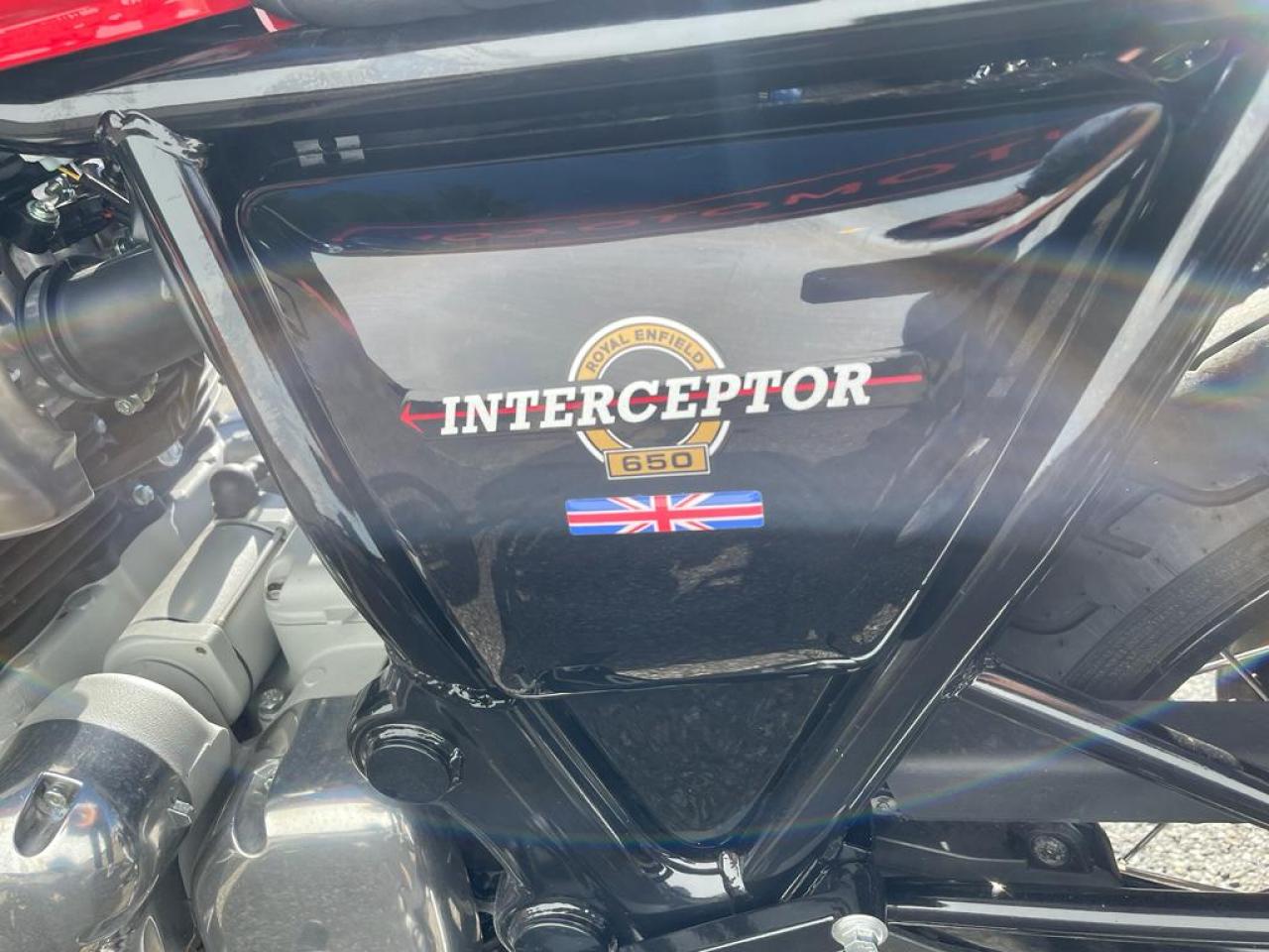 SUD EST AUTOMOBILES - ROYAL ENFIELD-INTERCEPTOR-Canyon Red