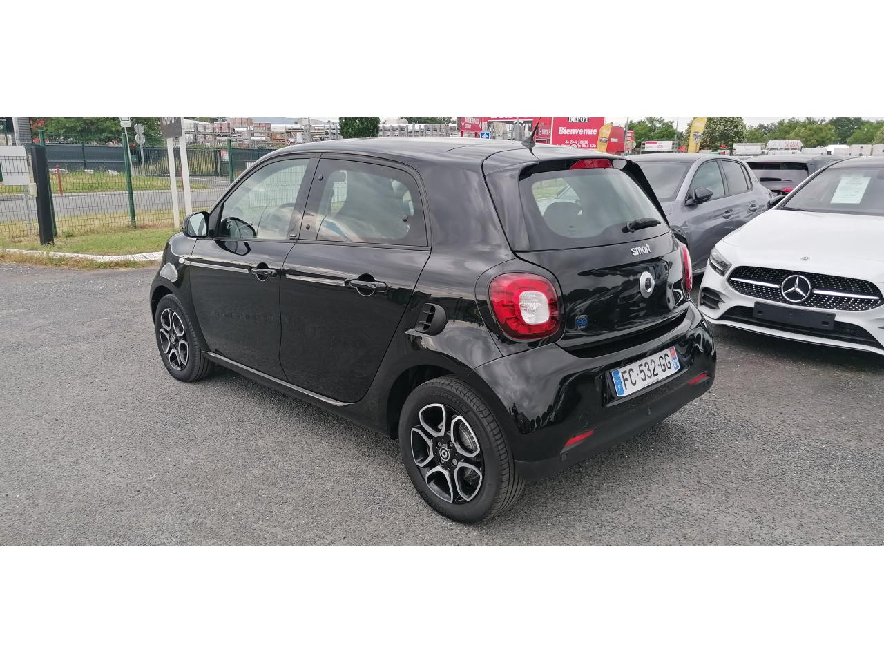 AUTO CENTER 81 - SMART-FORFOUR-Electric Drive Prime 82ch+CAM+T.PANO